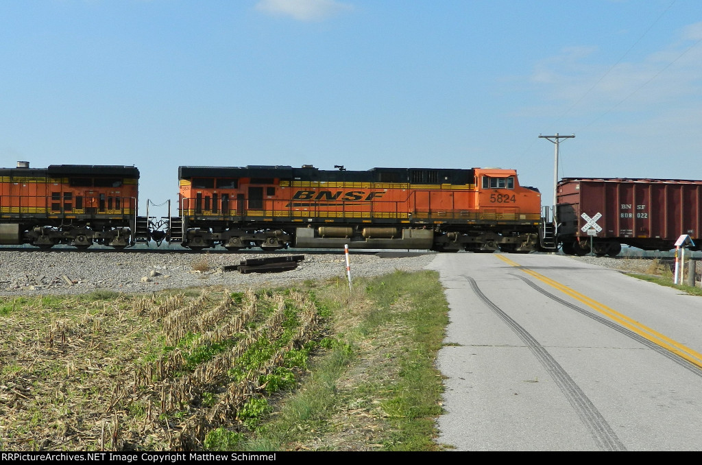 BNSF 5824 - DPU#1